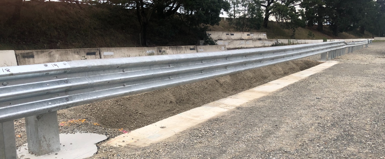 CrocGuard® Bridge and Culvert Barrier | MASH TL4 Guardrail | Safe ...