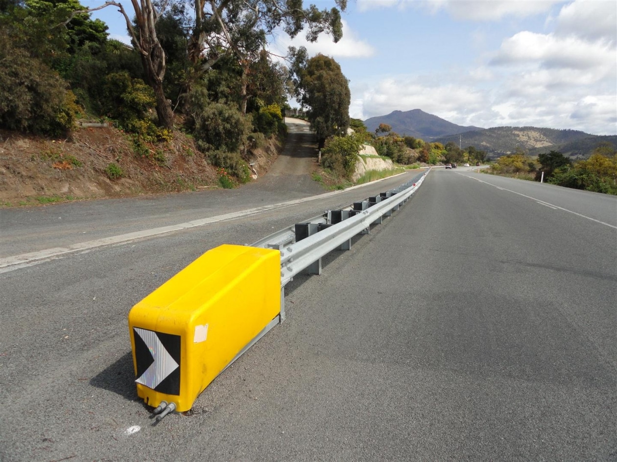 X-Tension® 350 Median Terminal | Safe Direction