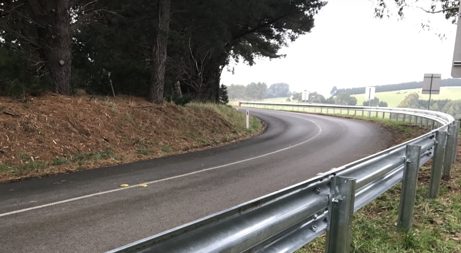 Sentry W-Beam Guardrail - Safe Direction