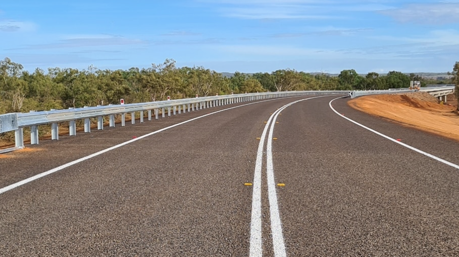 MASH SKT Guardrail End Terminal for Safety Barriers | Safe Direction®️